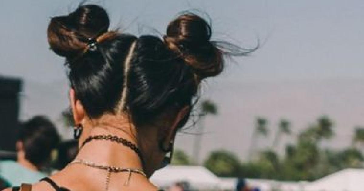 Coachella inspo: Τα πιο bohemian χτενίσματα που μπορείς να δοκιμάσεις